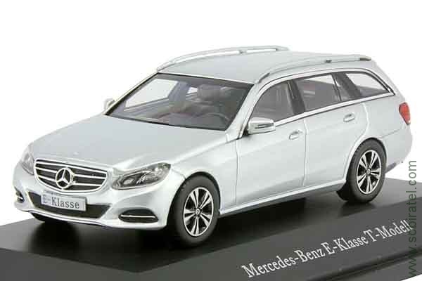 Mercedes E-Class T-Model (S212) Avantgarde, silver 2013 (Kyosho 1:43)